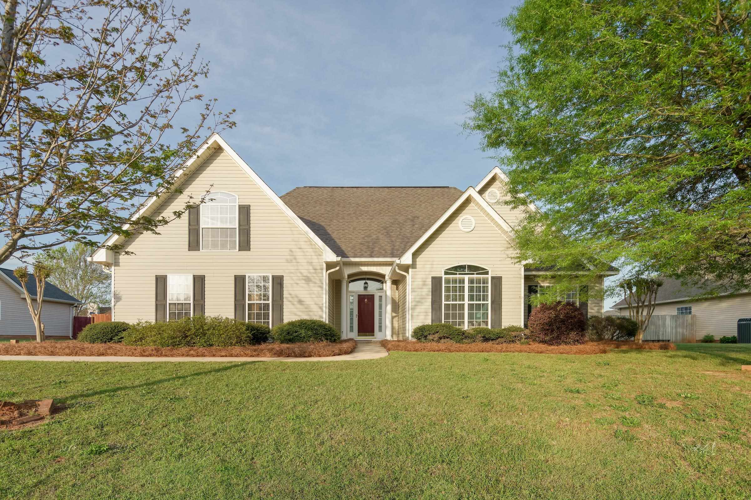 247 Spring Chase Circle, Kathleen, GA 31047