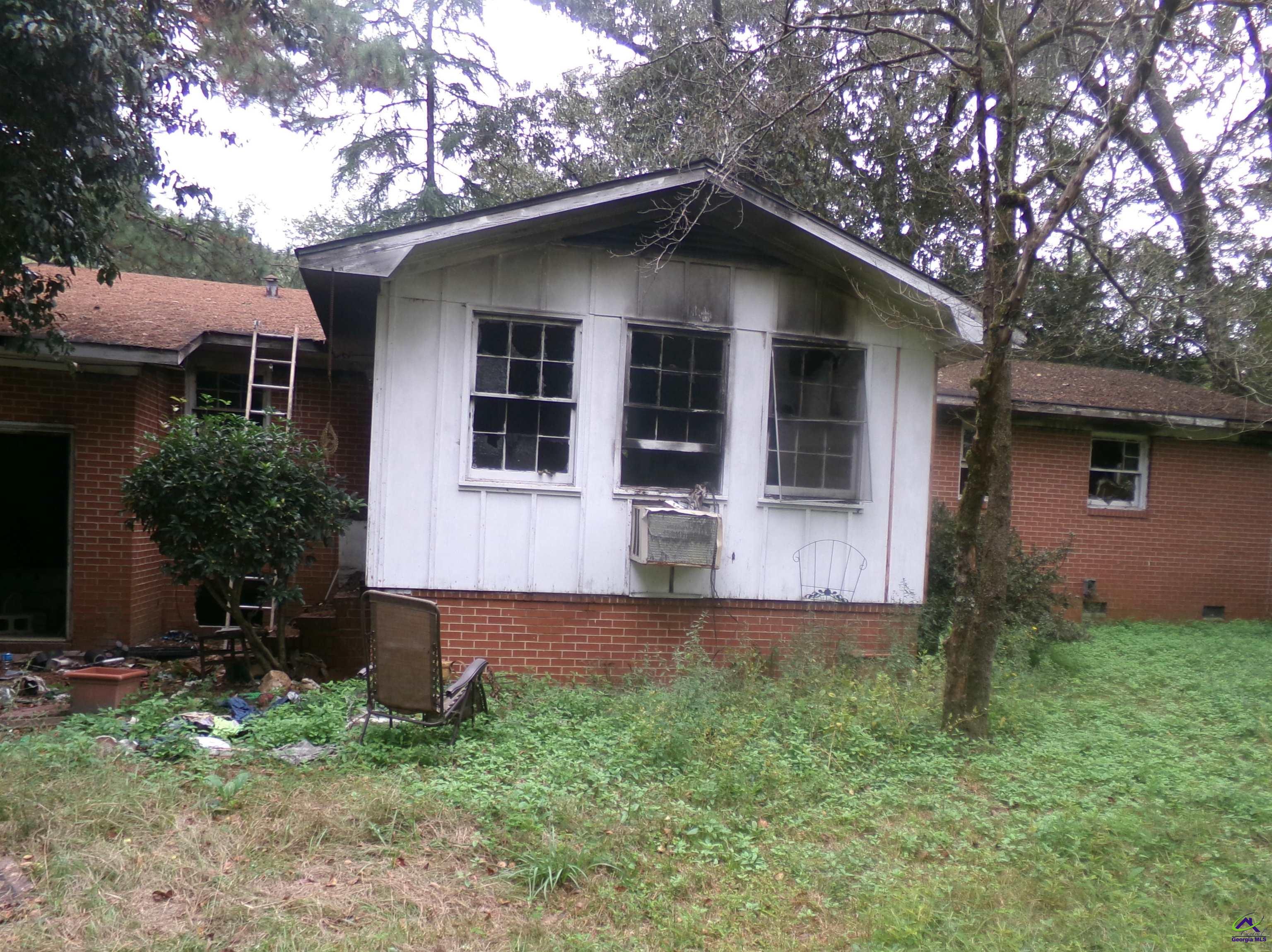 3434 Cook Macon, GA 31217