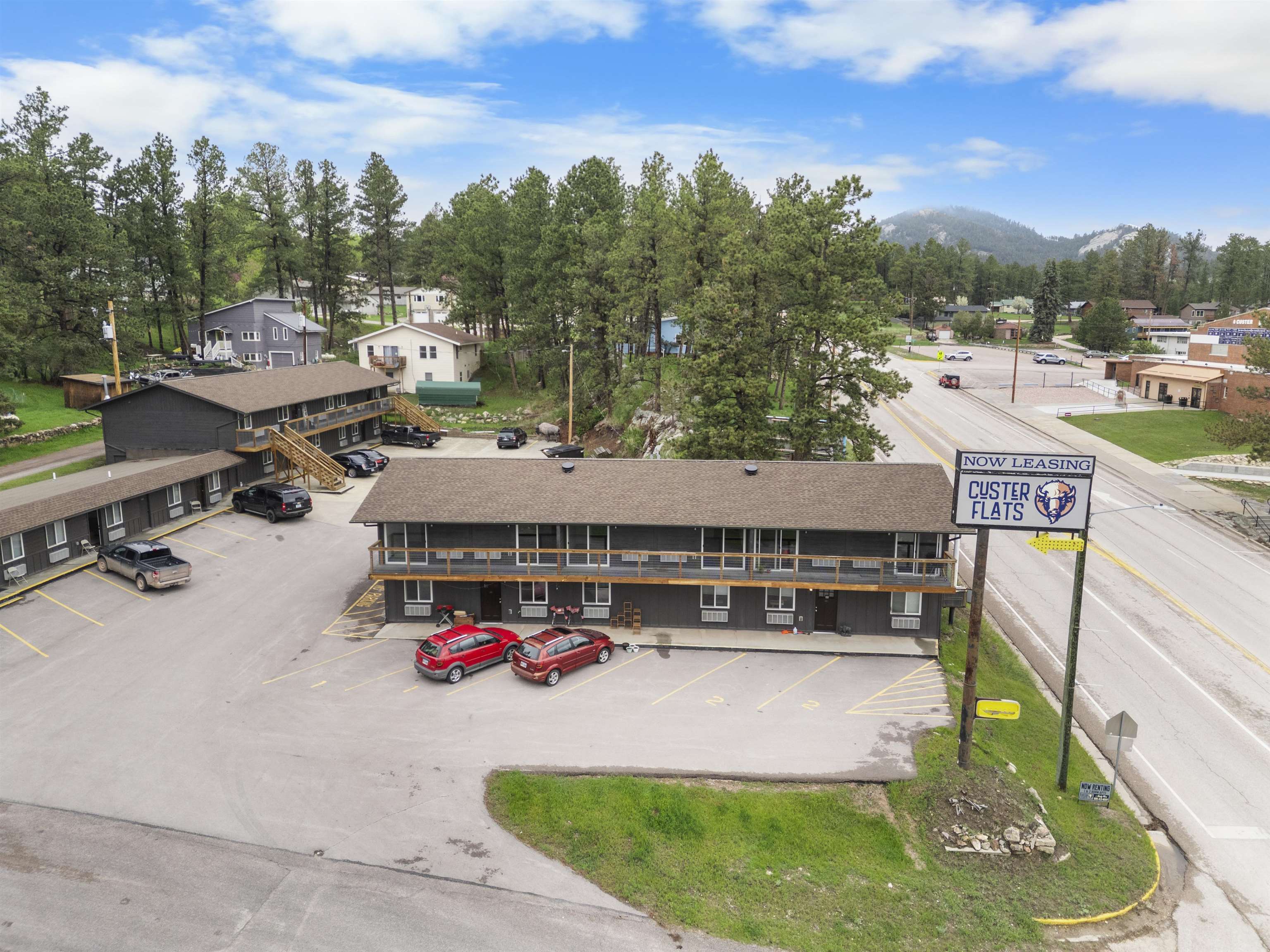 437 MONTGOMERY STREET, CUSTER, SD 57730 – Lampert Real Estate