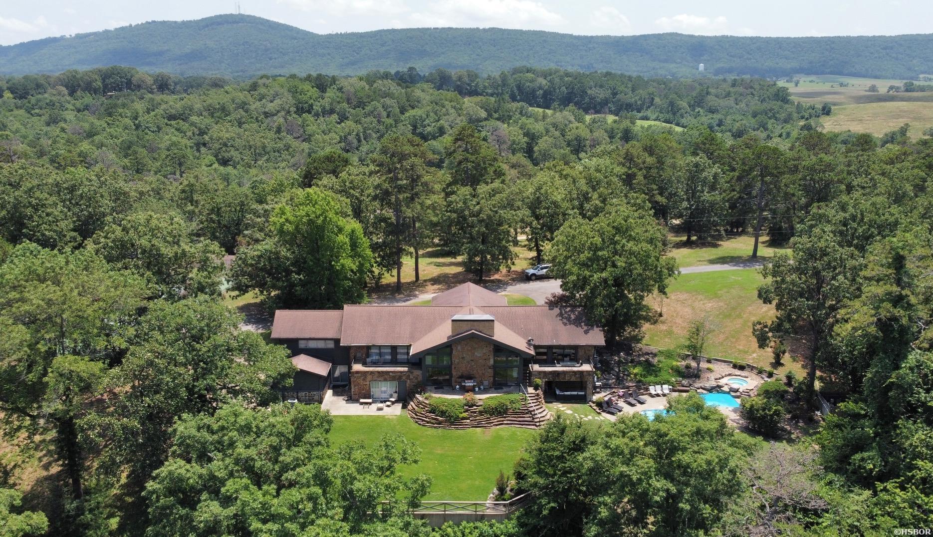 Properties - Lake Hamilton Realty