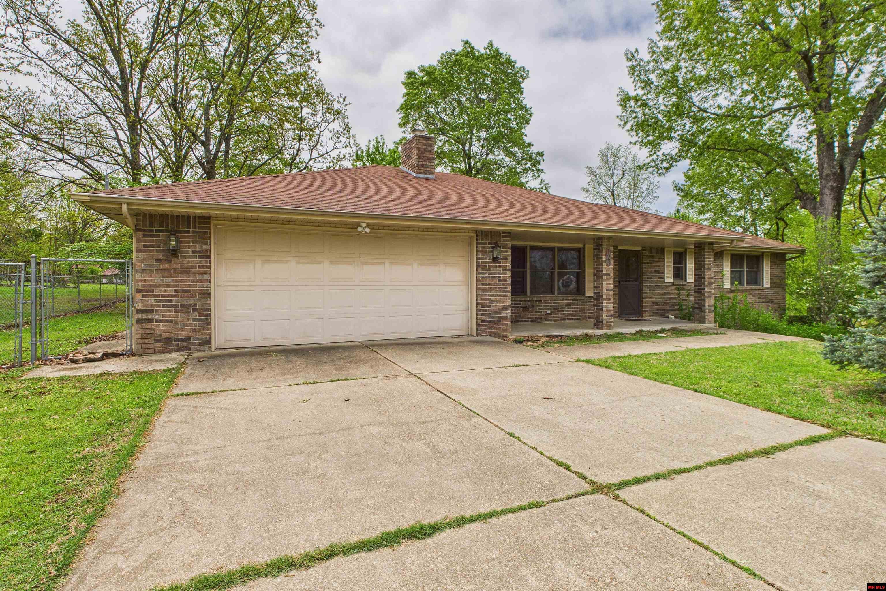 Peglar Real Estate Group - Mountain Home, AR