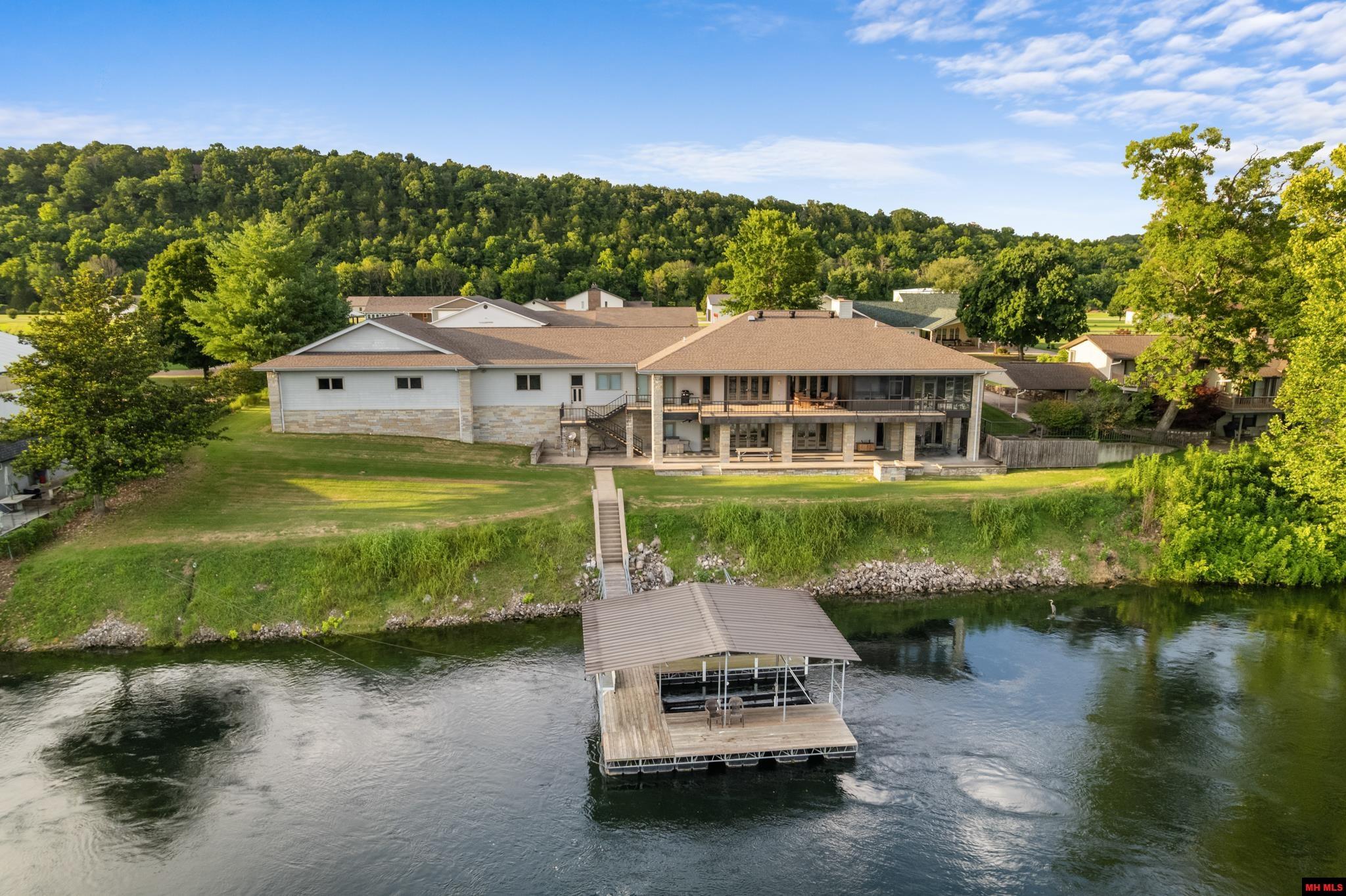 500 Valley Airport Drive Cotter AR - Residential Home, River Home For ...