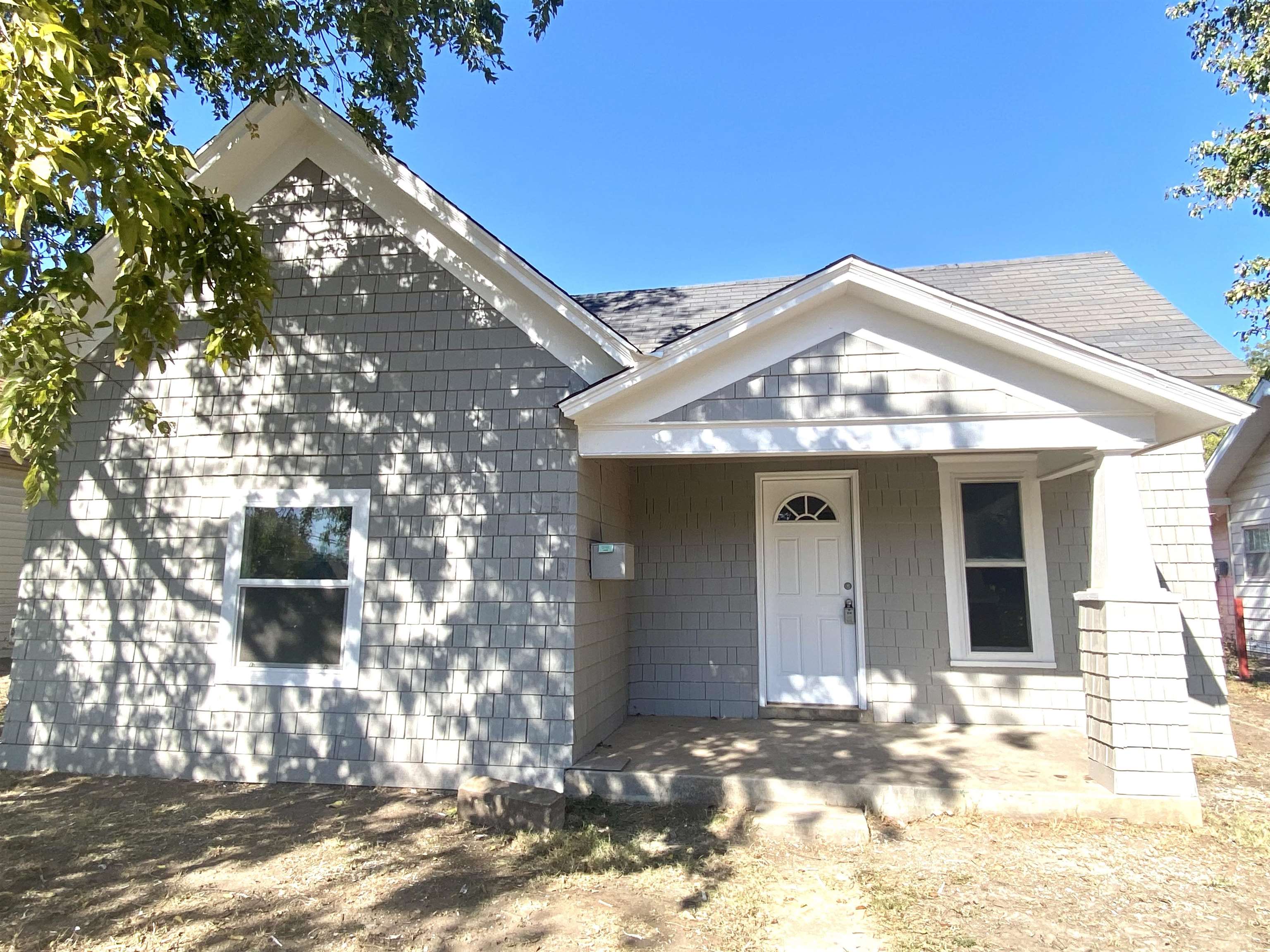 226 W York Ave, Enid, OK 73701