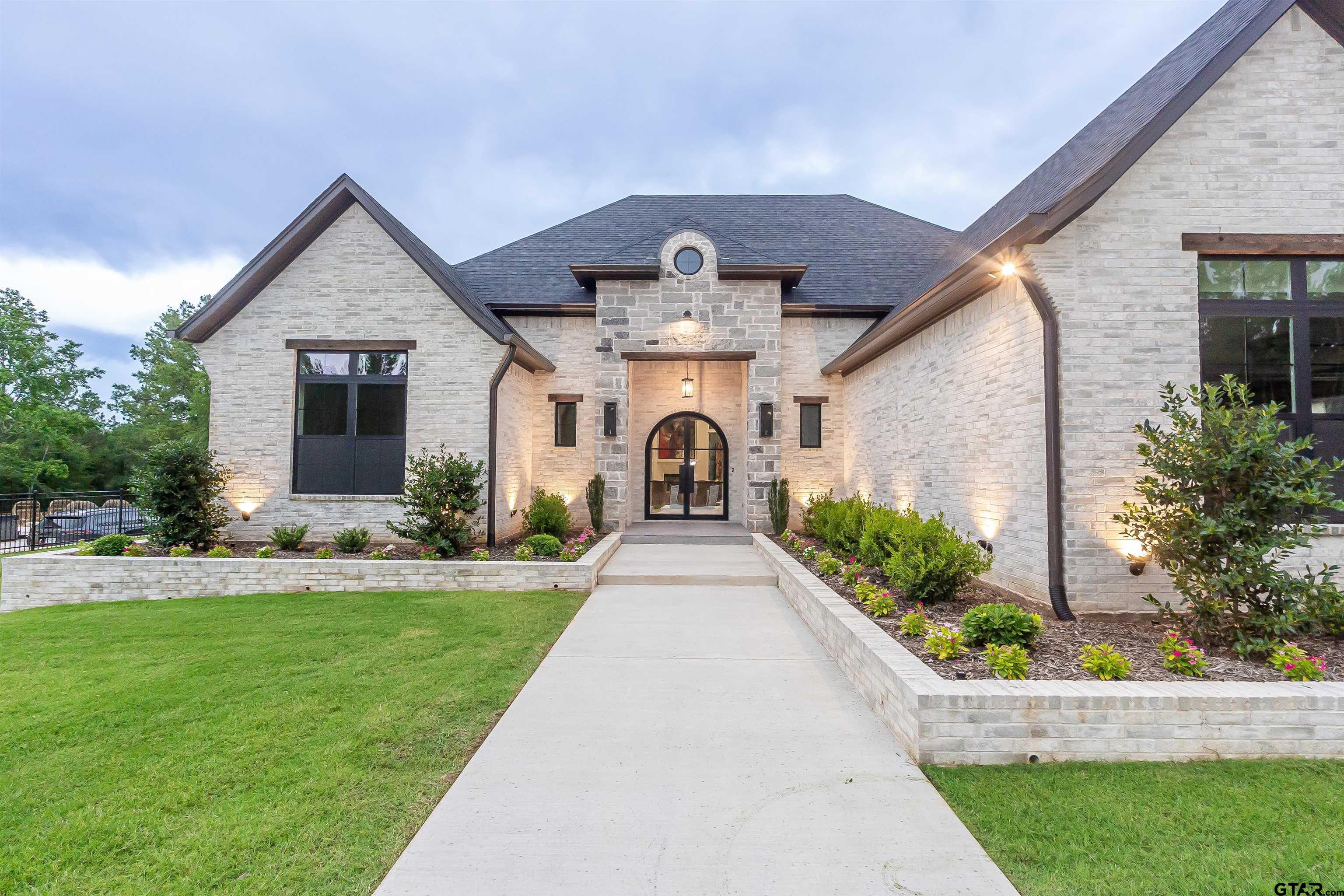 Beautiful New Homes for sale in Tyler Texas | Hunt Homes