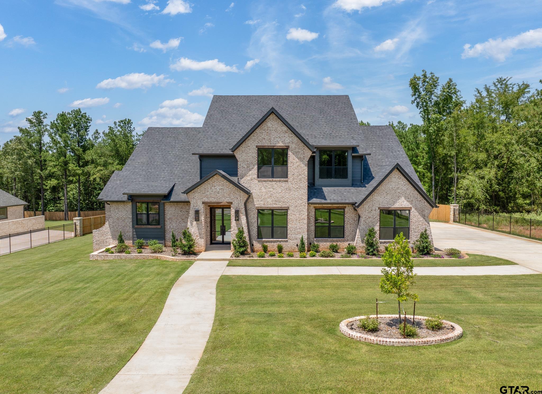 Beautiful New Homes for sale in Tyler Texas | Hunt Homes